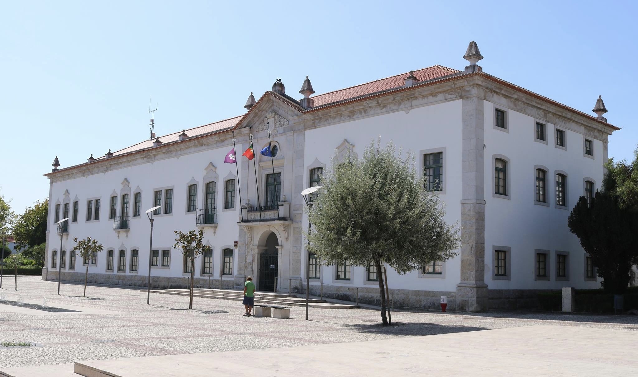Bombarral inicia obras orçadas em 1,6 ME para Loja do Cidadão ...