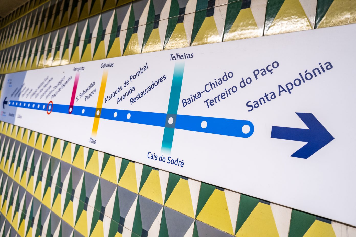 Circulação na linha Azul do Metro de Lisboa retomada às 06:30 de ...